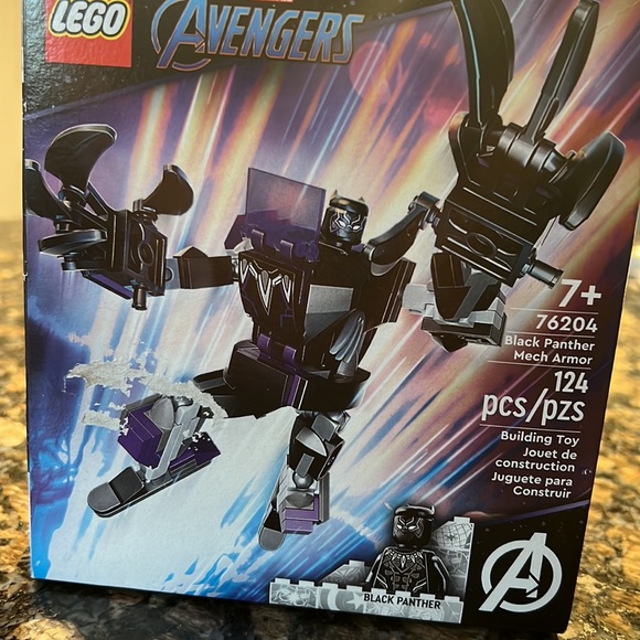 Lego | Toys | Lego Marvel Avengers Black Panther Meg Armor Nwt 7624 ...